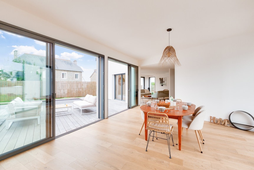 800m From The Beach, New House For 10 With Pool - Pléneuf-Val-André