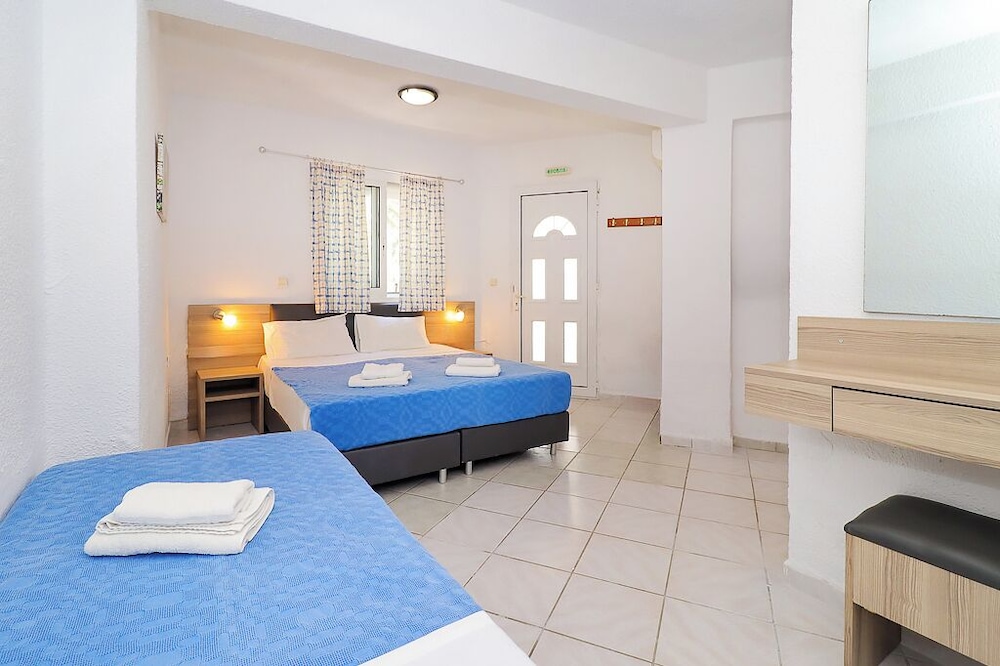 Palma Village Hotel By Greek Pride - 哈爾基季基州