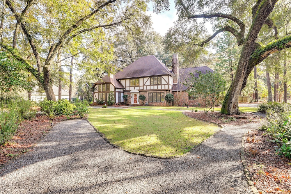 Pets Welcome, Golf Course View: Legend Oaks Home! - Summerville, SC