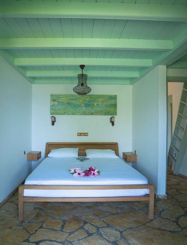 Thalia Estate near St. Spyridon beach, Corfu - Agios Spyridon Corfu | Vrbo