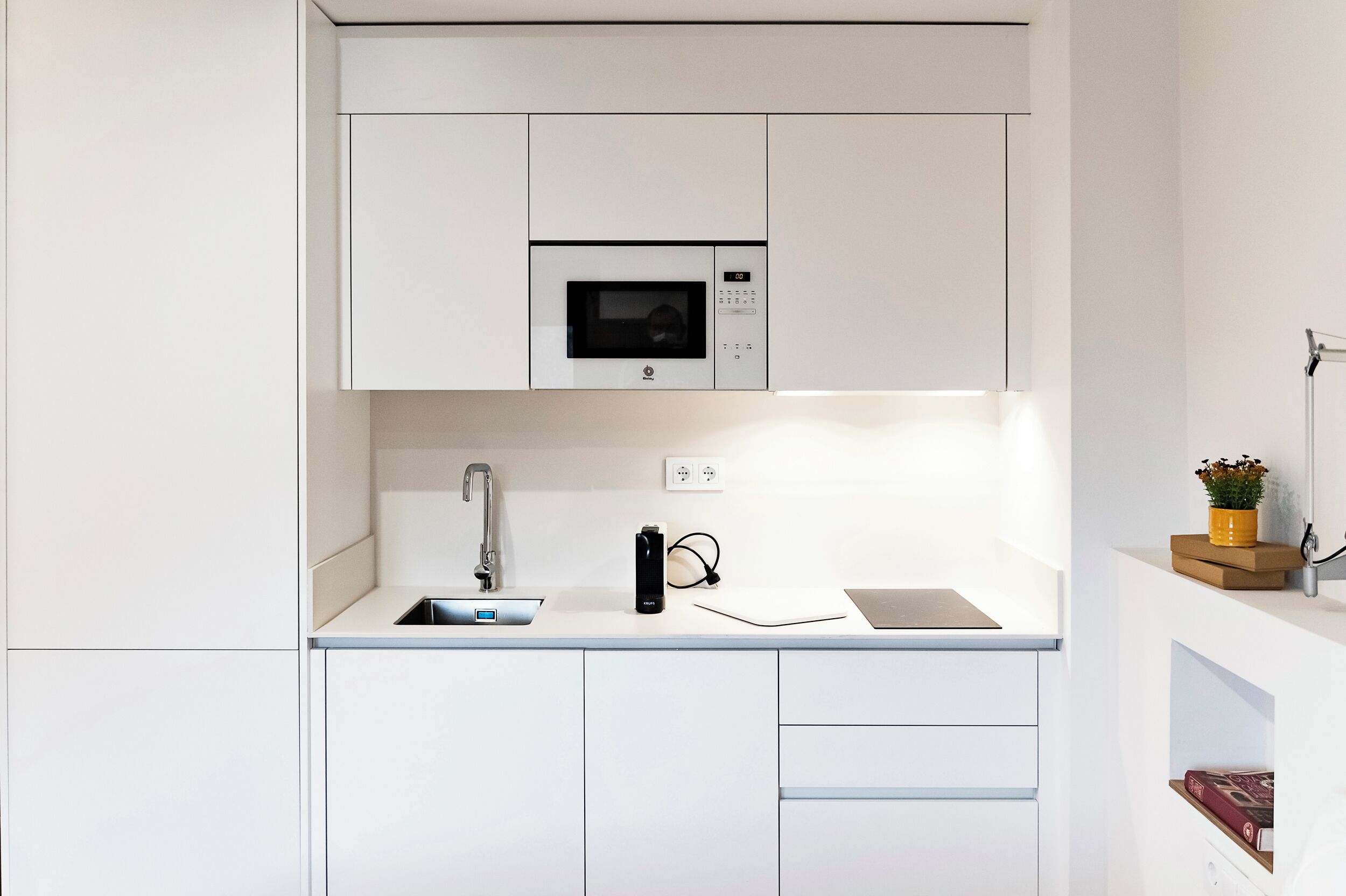 Loft, vista para a montanha | Cozinha privada | Geladeira, micro-ondas, talheres/pratos/utensílios de cozinha