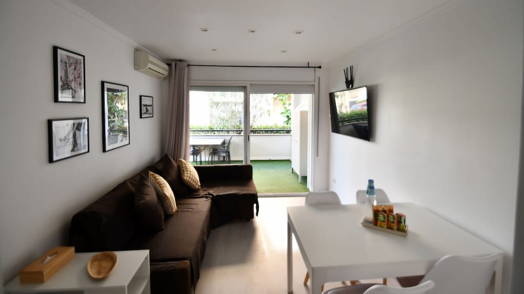 Apartment 2 Rooms And Magnificent Terrace - Castelldefels