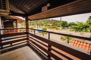 Suíte premium, sacada, vista para o mar | Wi-Fi de cortesia