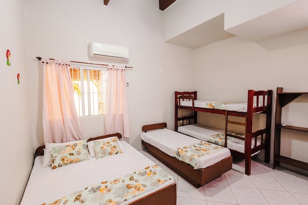 Taya Hospedagens - Ubatuba