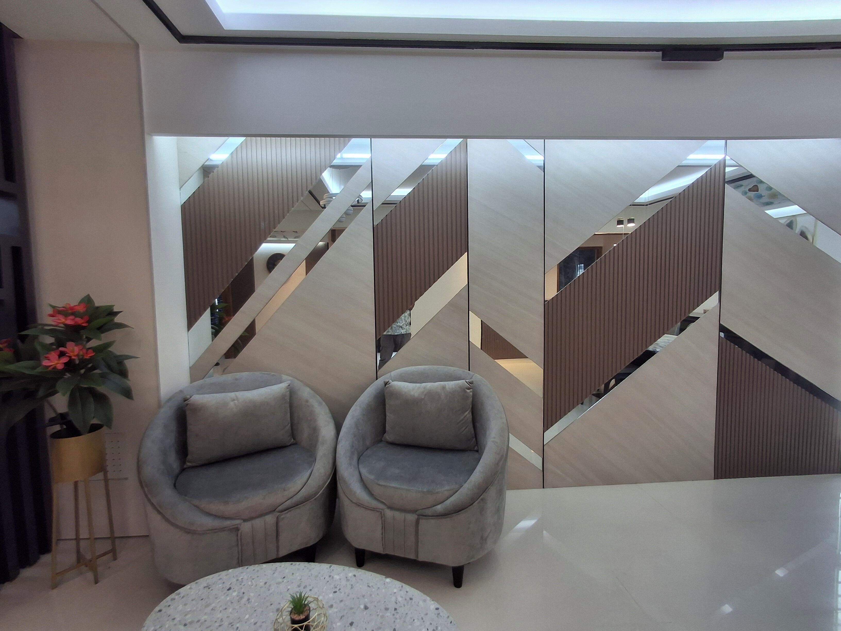 Luxerious 3-bedroom Family Apartment In Dhaka Near Airport - Dhaka