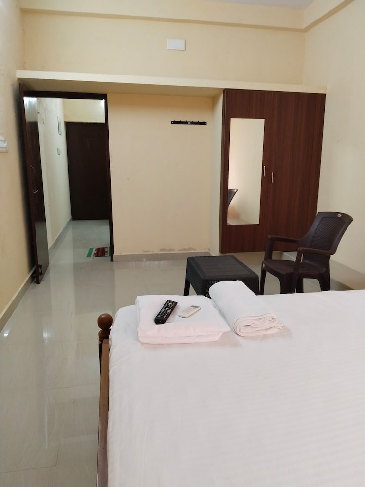 Srinivasa Residency Inn - Chennai