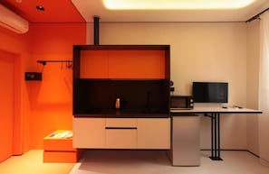 1 quarto, cofre no quarto, cortinas/cortinados opacos