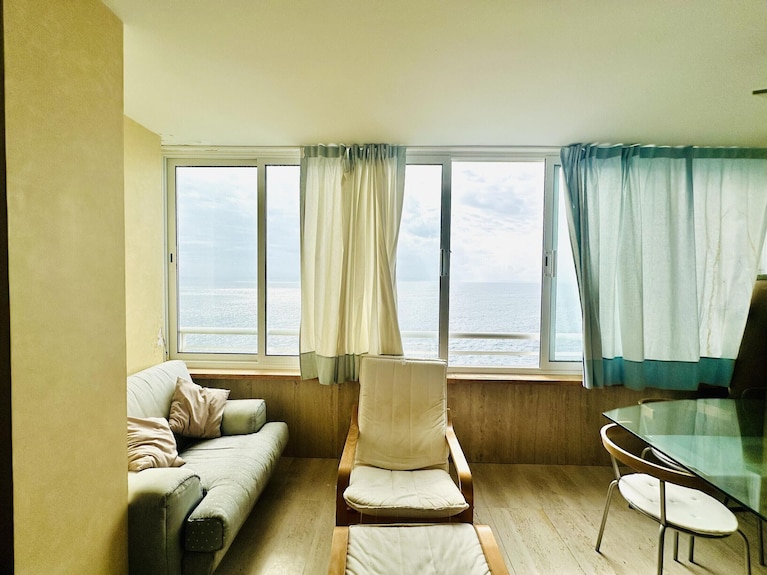 Ariadna B. Apartamento Amplio Para 6 En Roses Vistas Al Mar - Cadaqués