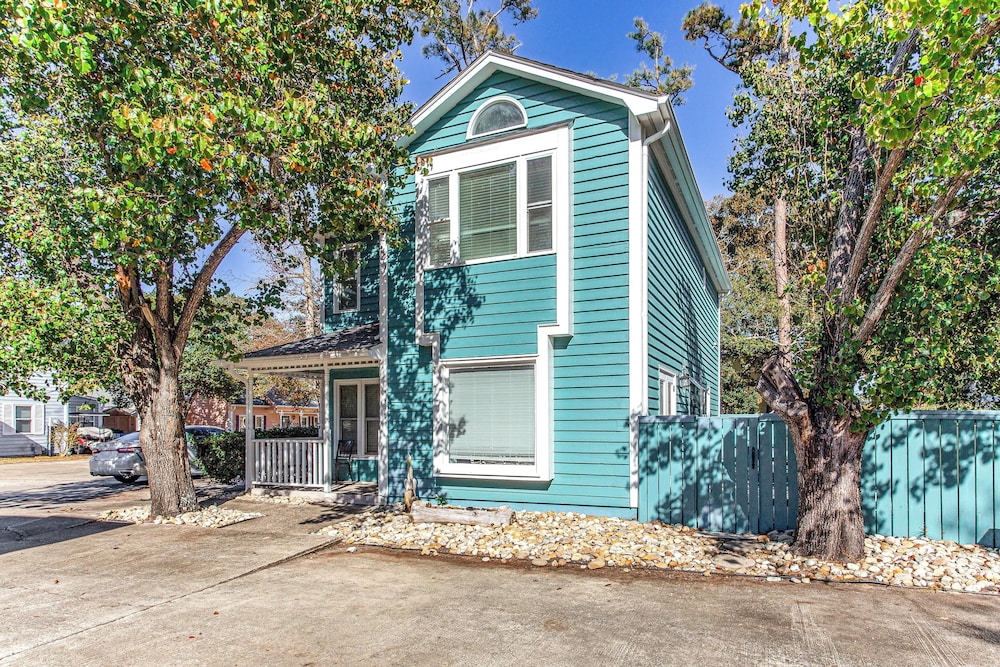 < 1 Mi To Ocean: North Myrtle Beach Home W/ Grill! - North Myrtle Beach, SC