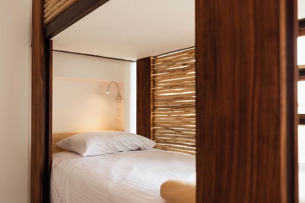 Wi-Fi de cortesia, roupa de cama