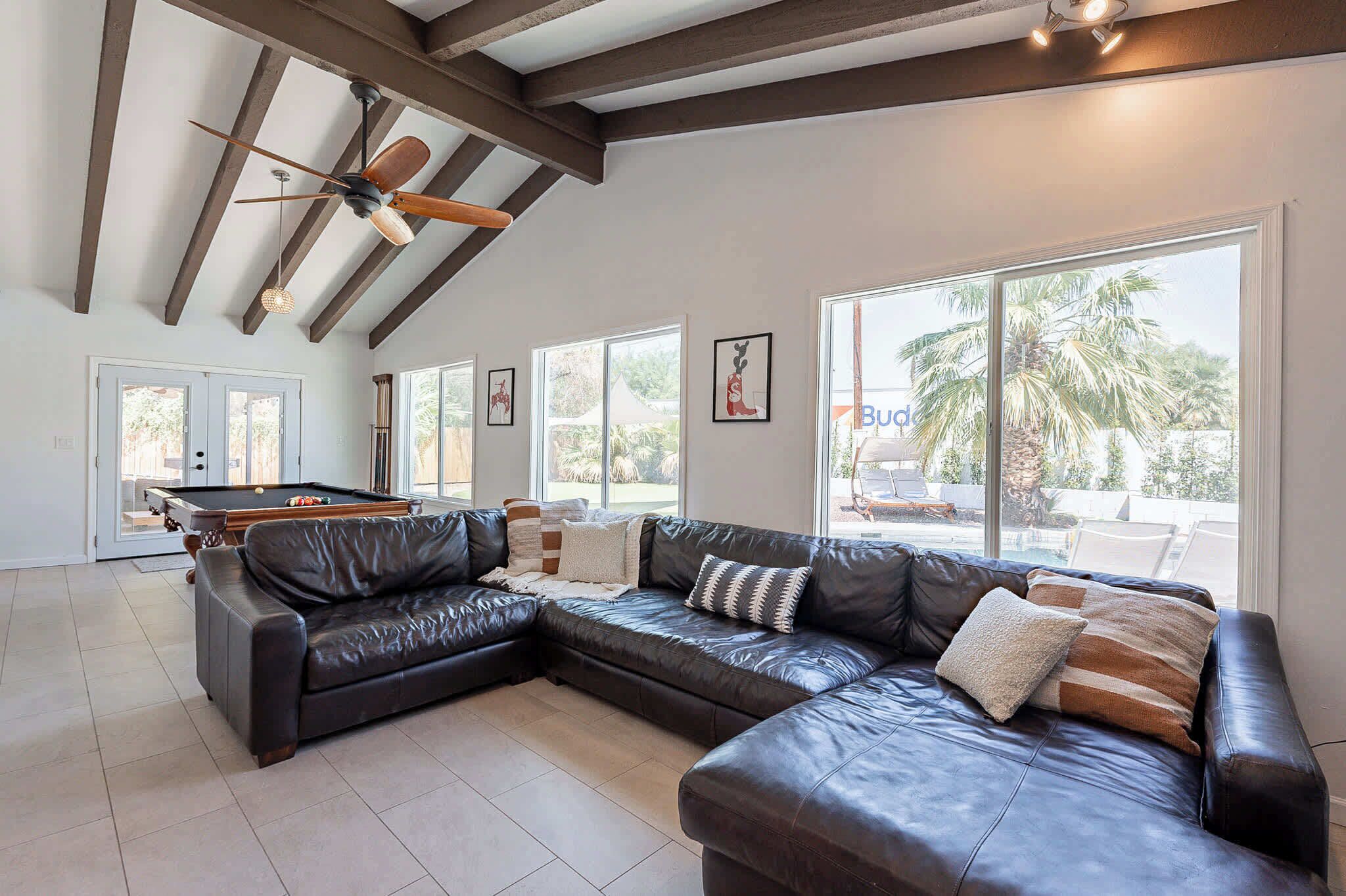 4 Br Tempe Retreat: Pool | Putt Putt | Pool Table - Big Surf, Tempe