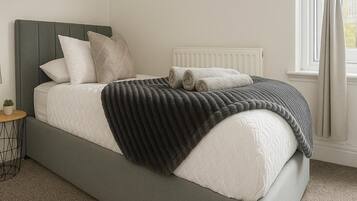 1 quarto, ferro/tábua de engomar, Wi-fi grátis, roupa de cama fornecida