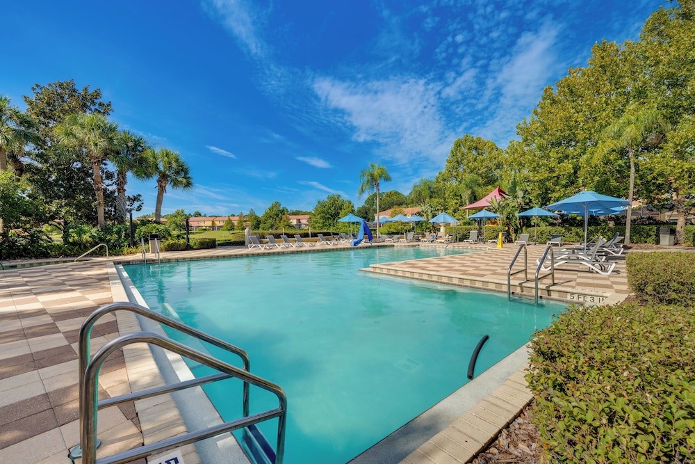 4 Mi To Disney World: Townhome W/ Hot Tub & Lanai! - Four Corners, FL