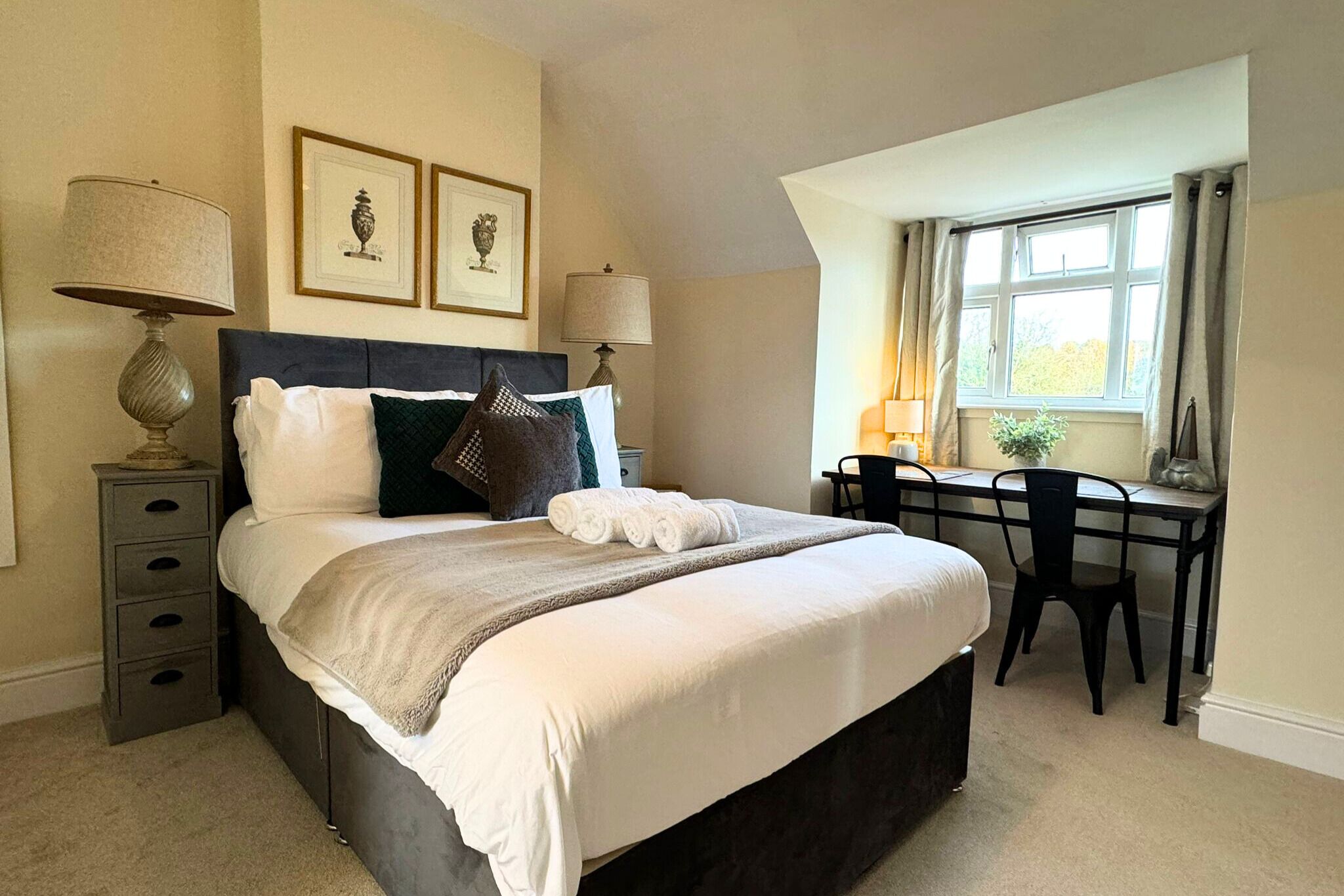 Y-not House | Deluxe Double Room - Stratford-upon-Avon