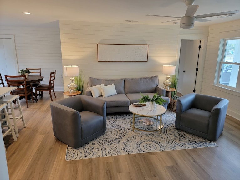 Summerville Sweet Tea! 5 Min Historic Summerville/plantations, Renovated, Wifi! - 薩默維爾