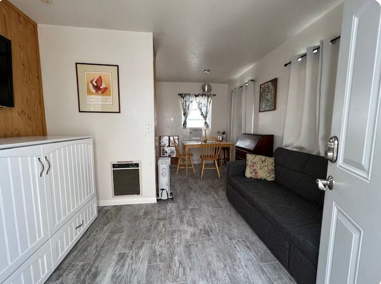 So Cute Beach Studio Bungalow In North Mission Beach 92109 - Aj George Broker - Mission Beach - San Diego