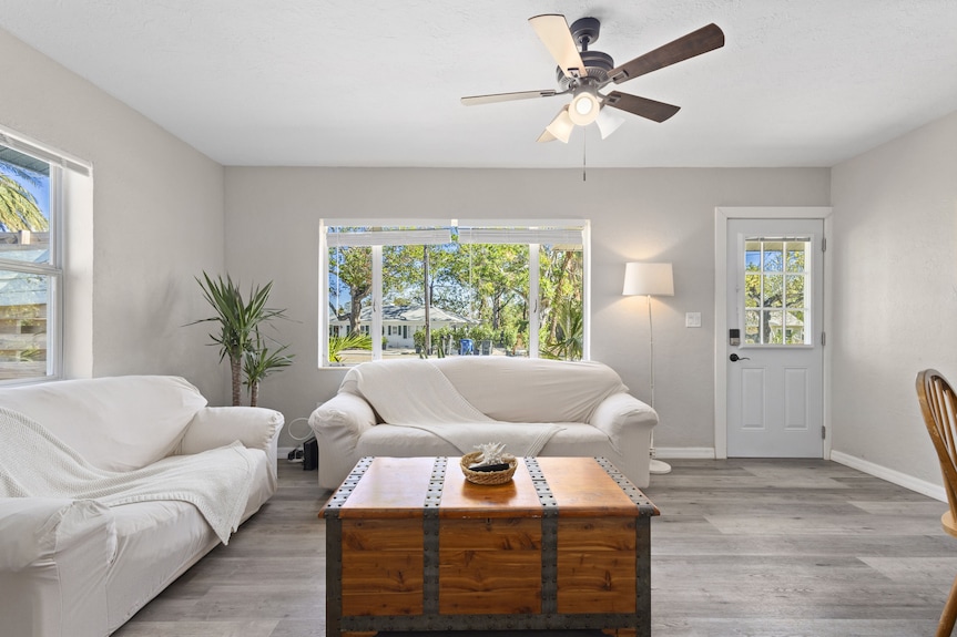 Comfortable | Near Ami | Near Img | Patio | Bbq | Tv - Anna Maria Island, FL