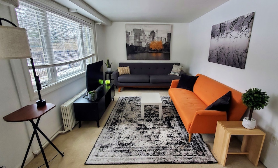 College Heights Apt - Spacious 1br, Full Kitchen, 2 Min Drive To Campus - Penn State University, State College