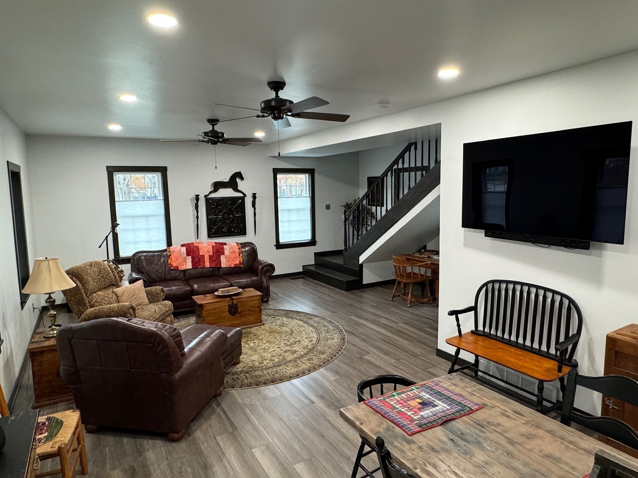 Quiet Relaxed Location Just Steps Away From Main Ave Shopping - Clear Lake, IA