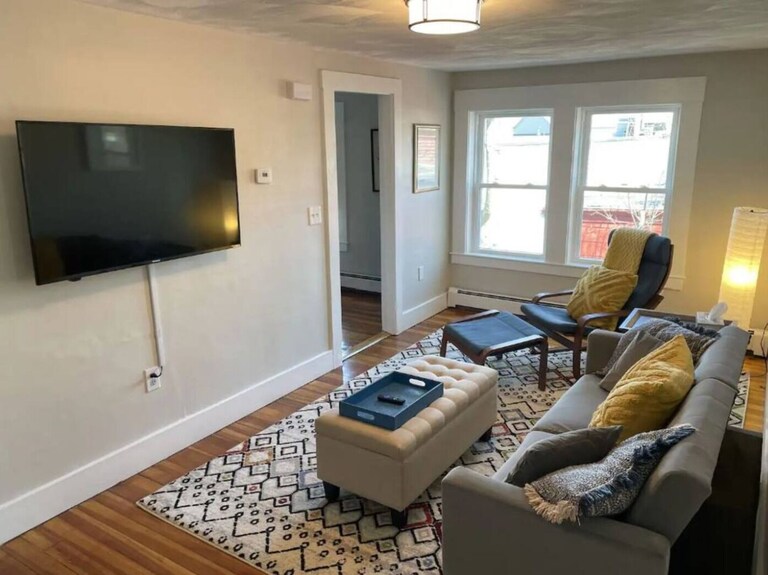 Spacious 3-bedroom Apartment In Lovely Millis With Ac, Wifi - Norfolk, MA