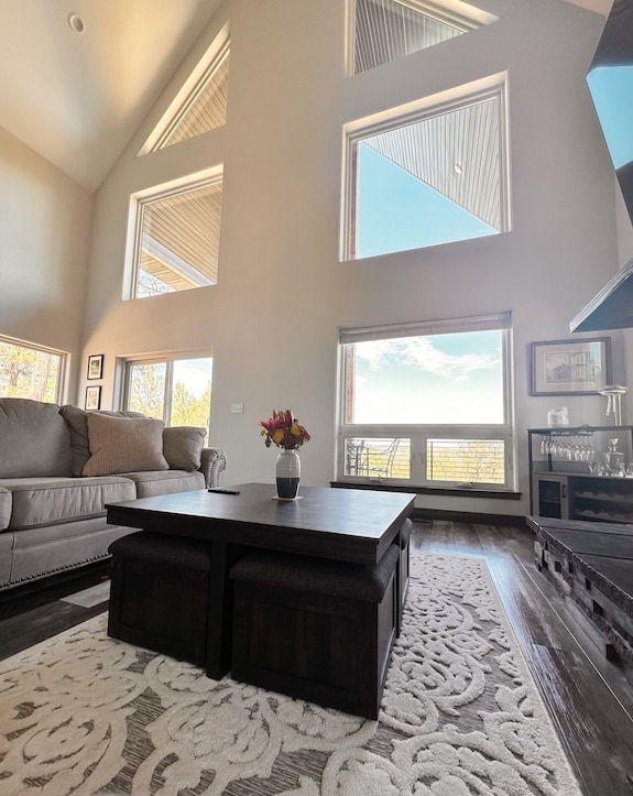 Beautiful Views & Private Hot Tub - Custer State Park, Custer