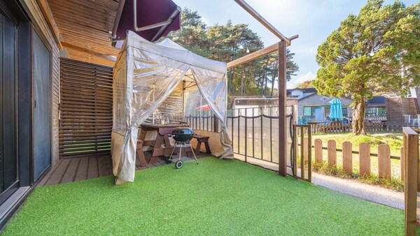 Gangneung Nineone Pet Pension - Gangneung-si