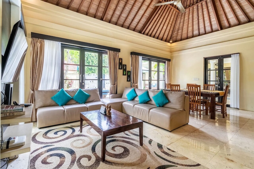 Cometa Prime 3br Luxury Villa - Legian