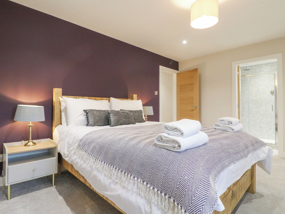 BARNCROFT, pet friendly, luxury holiday cottage in Matlock - Tansley | Vrbo