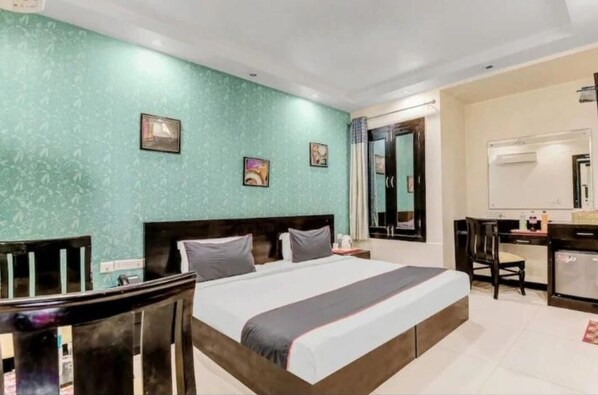 1 quarto, cofres nos quartos, cortinas blackout, quartos à prova de som