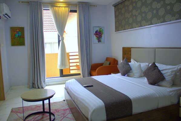 Suite Executiva | 1 quarto, secretária 