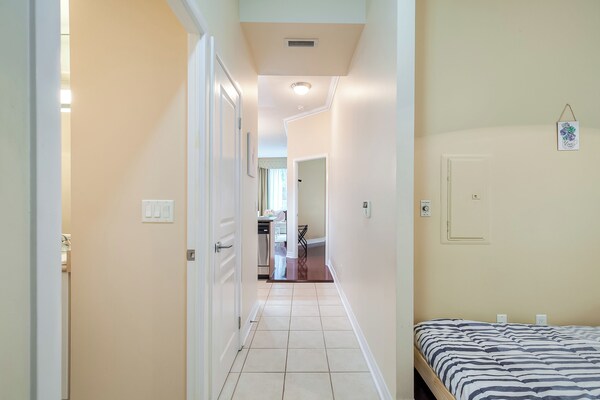 Rivetstays - The Yonge Grand Suites - Mississauga