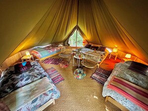 Barraca real, no jardim | 1 quarto, Wi-Fi de cortesia