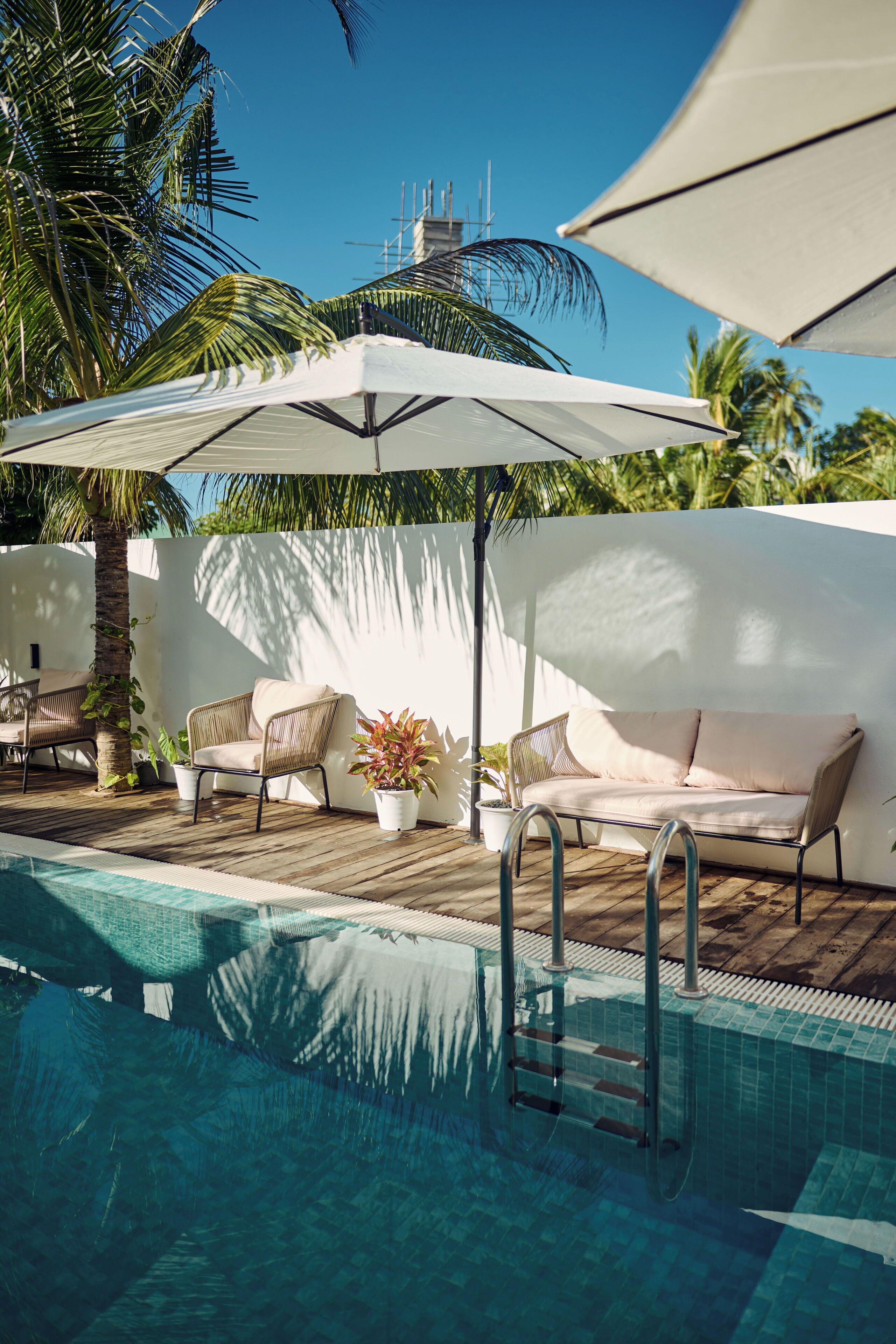 15 piscinas exteriores 