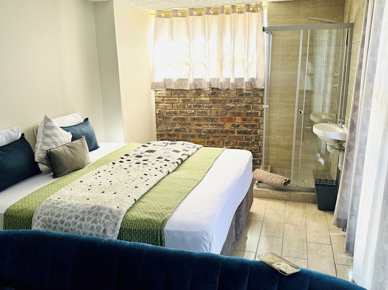 Ts Group Africa Funished Apartments In Hatfield Pretoria - Pretoria