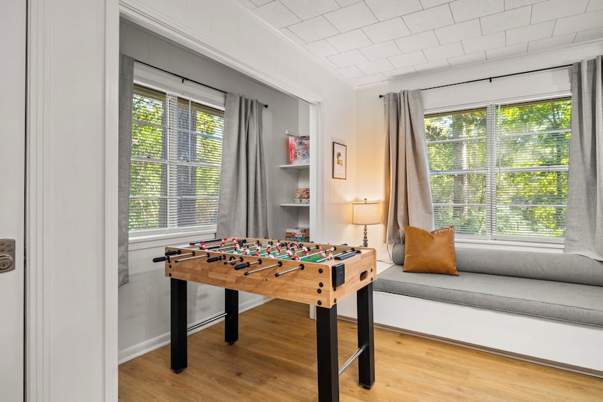 Katie's Place-newly Renovated-workspace-pet Friendly-family Games - Alexandria, LA