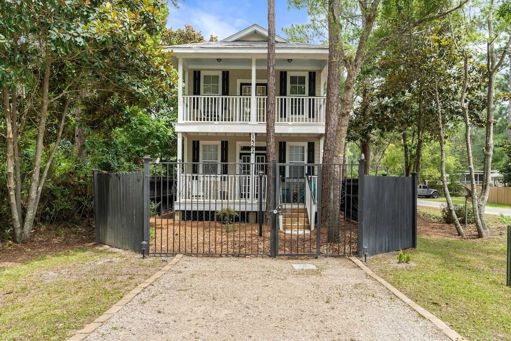 Coastal Soul 393 By Avantstay Near Boat Ramp & Bay, Private Yard - Santa Rosa Beach, FL