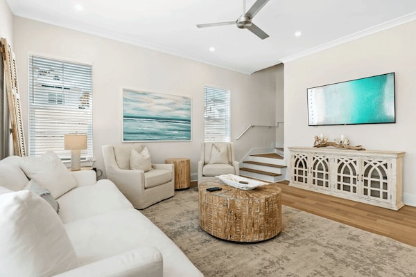 Emerald Escape By Avantstay Walk To Beach - Rosemary Beach, FL