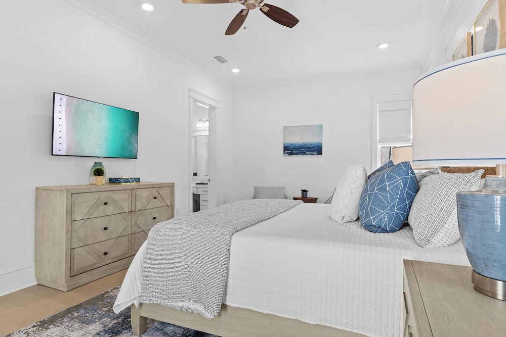 Bluewater Bliss By Avantstay Golf Cart Included, Outdoor Living - Seaside, FL