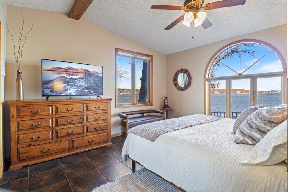 Cozy Digs Lake Lodge w/ 2 Decks, Game Room, Private Dock, Kayak, & Boat ...