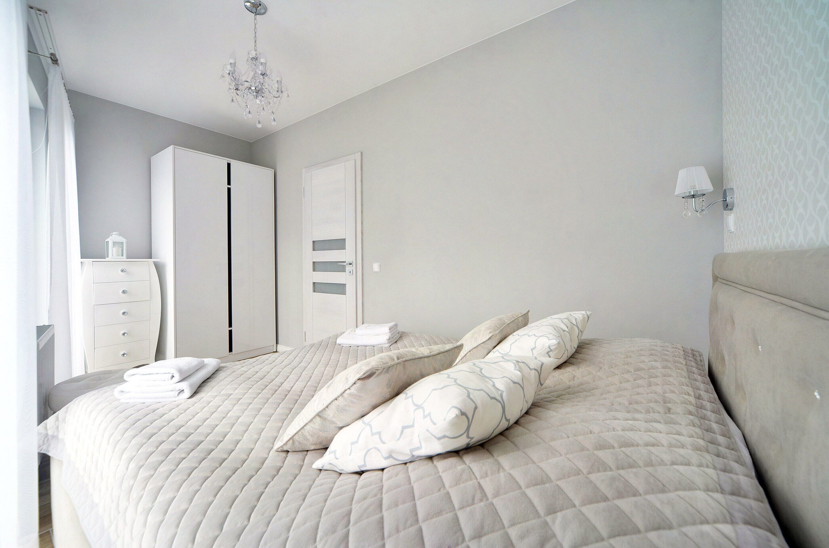Casa | 2 quartos, individualmente mobiliados, ferros/tábuas de passar roupa