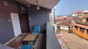 Quarto Standard, 1 quarto, Vista para a cidade | Wi-fi grátis