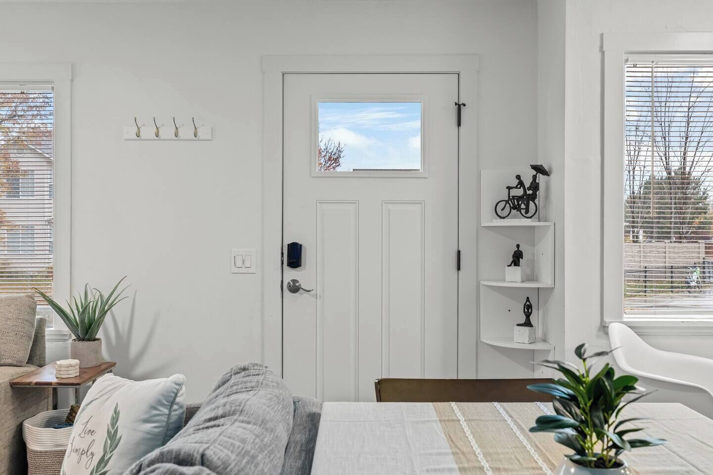 Stroll And Stay-pond, Park, Food - Boise