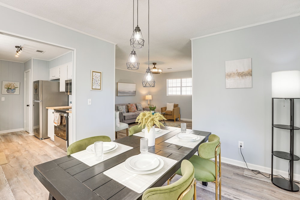 Walk To Downtown & Coffee Shop: Thomasville Escape - Alabama