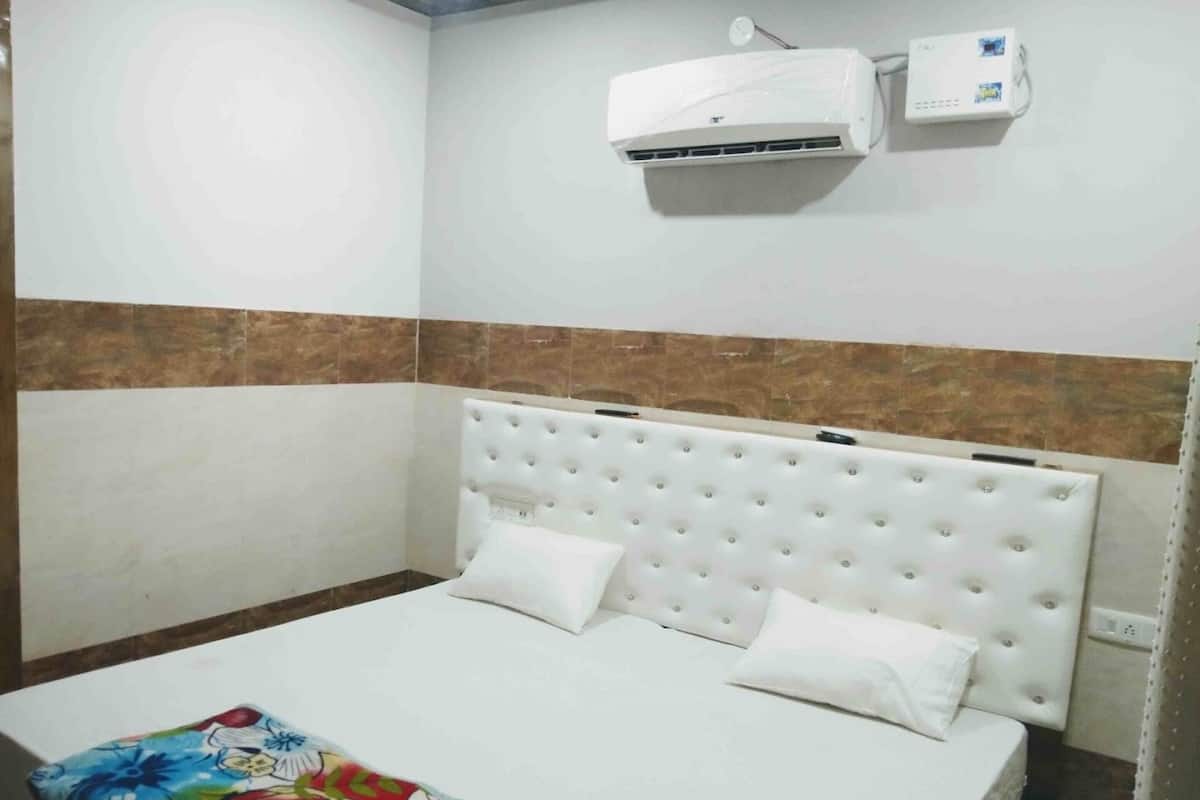 Wi-fi grátis, roupa de cama fornecida