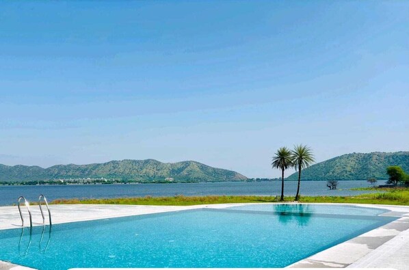 Piscina exterior 