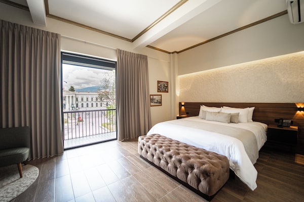 Cardedeu Centro Histórico - San Salvador (El Salvador)