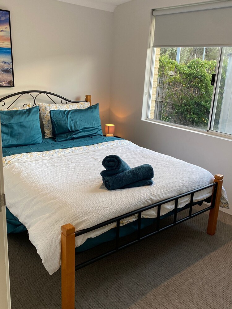 Halls Head Serene - Perth | Vrbo