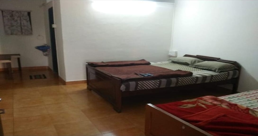 Sothing 4-bedroom Cottage In Mahabaleshwar With Open Ground For Playing Parking - Maharashtra
