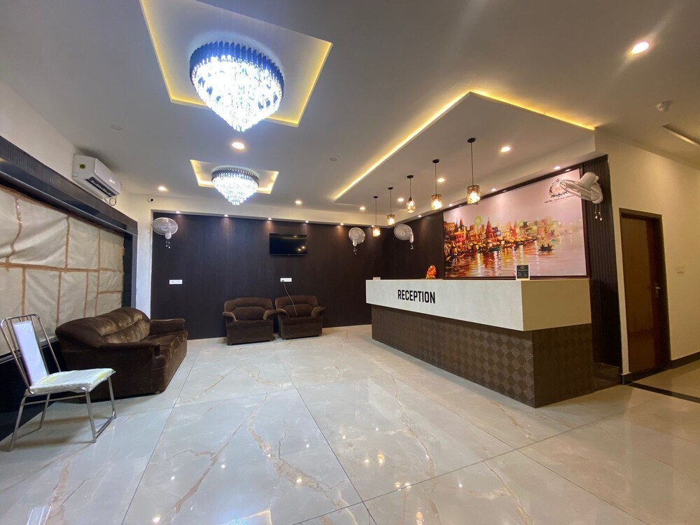 Hotel Varuna Grand - Varanasi