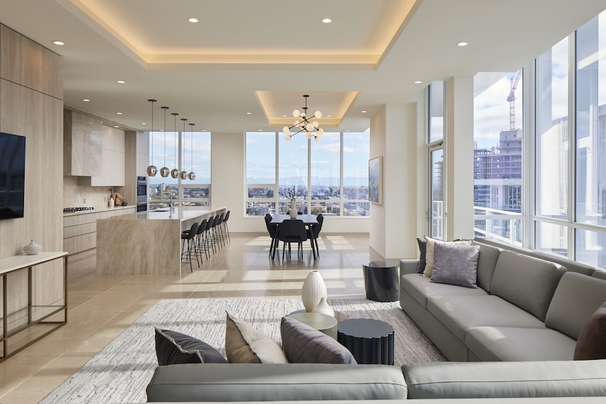 Luxury Lake Union Penthouse With Iconic Space Needle Views & Hot Tub Retreat - Seattle, WA